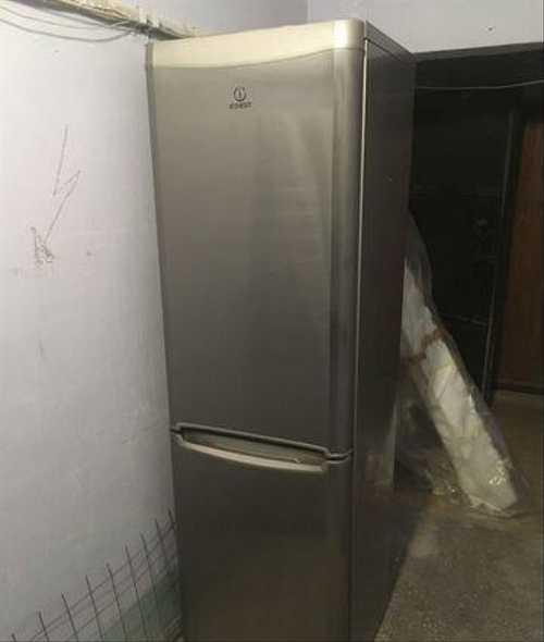 Холодильник indesit BA 20 X