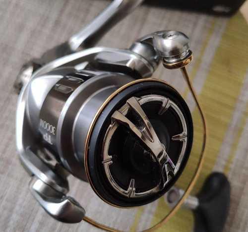 Катушка shimano twin power 3000 HGM