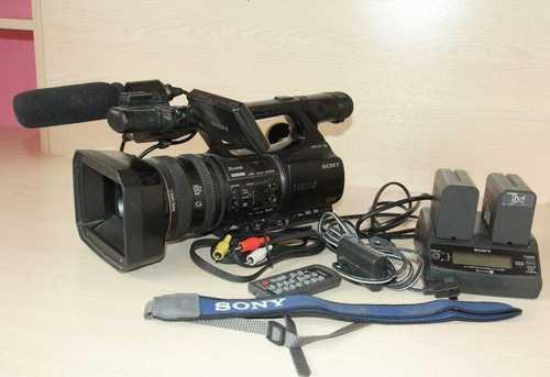 Продаю видео камеру sony Z5