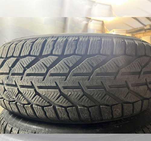 Tigar Winter 215/55 R17