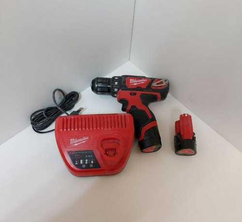 Шуруповерт Milwaukee m12 bdd