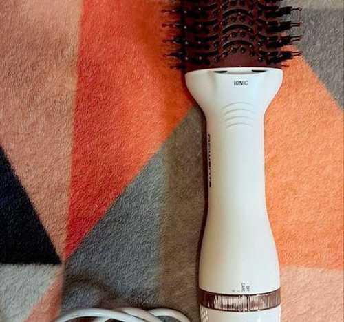 Фен-щетка Rowenta Volumizer