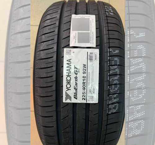 Yokohama BluEarth-GT AE-51 225/40 R18 92W