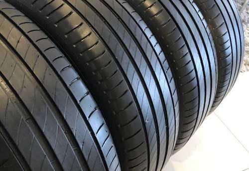 Michelin Primacy 4 215/65 R17