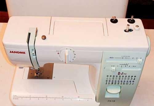 Швейная машина Janome 7519
