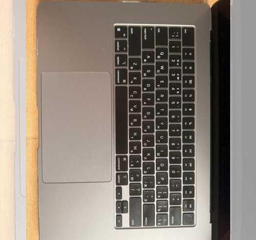 Macbook air 15 m2 8 256gb