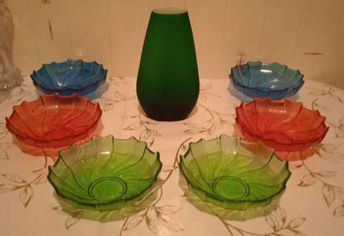Посуда из цветного стекла