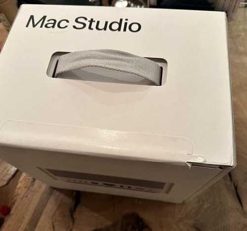 Mac Studio M2 Ultra/128 GB/2 TB SSD/NEW/Новый