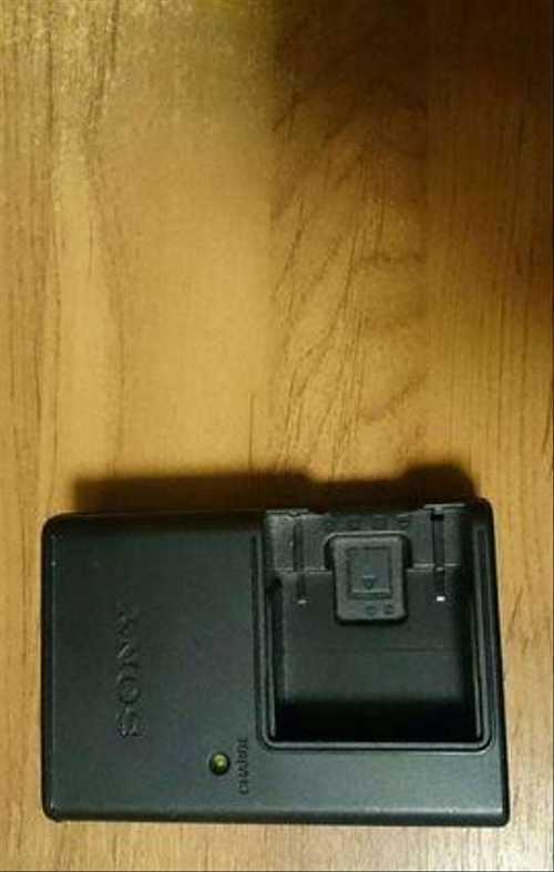 Зарядка для акб Sony bc-csd