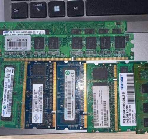 Комплект DDR2 / DDR3 на запчасти 8 шт