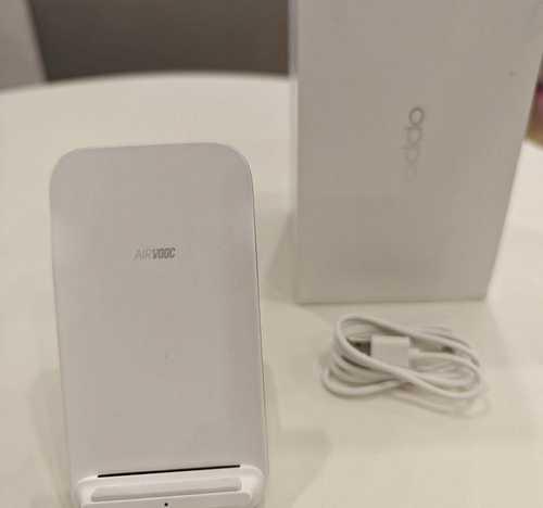 Беспроводное зарядное устройствоо Oppo airvooc 45В