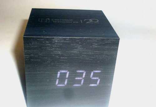 Часы-будильник электронные в форме кубика