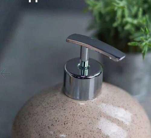 Дозатор для жидкого мыла керамический