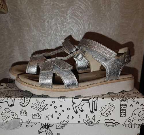 Сандалии Clarks 27,5 UK 9,5