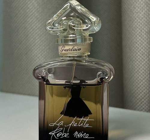 Guerlain la petit robe noire парфюмерная вода