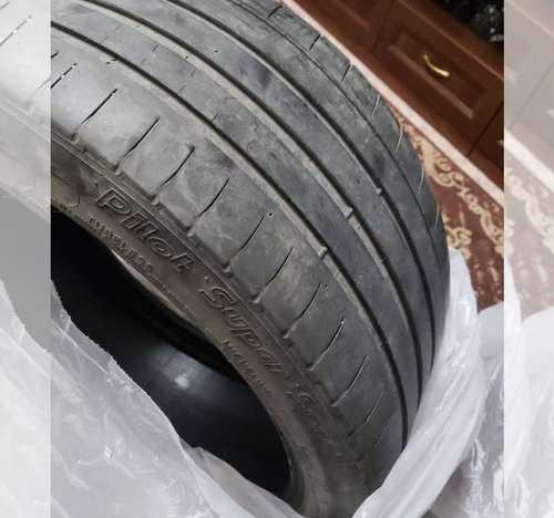 Michelin Pilot Super Sport 255/35 R19