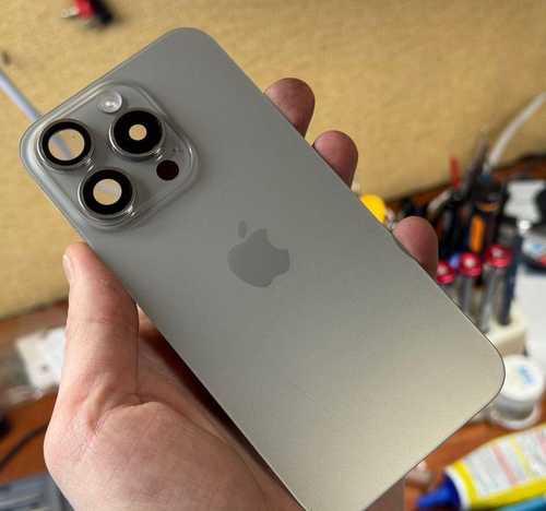 Крышка оригинал iPhone 15 pro natural titanium