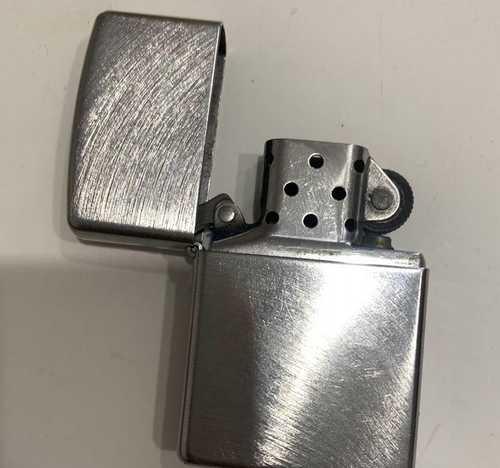 Зажигалка бензиновая zippo