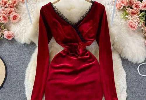 Платье женское 44 46 рост 160 см красный бархат