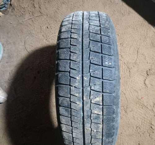 Bridgestone Blizzak 6 205/60 R16 30T