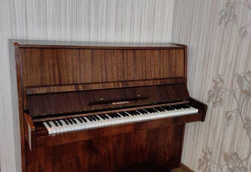 Продам пианино «Кубань»