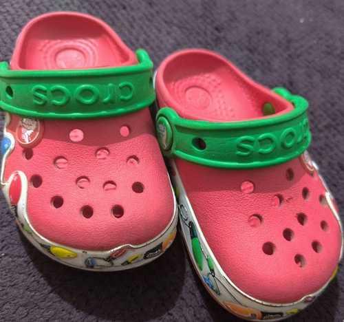 Тапочки детские crocs