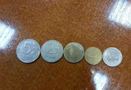 Монеты банка России 5,2,1,10коп и 5 коп пару штук