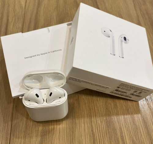 Наушники Apple AirPods