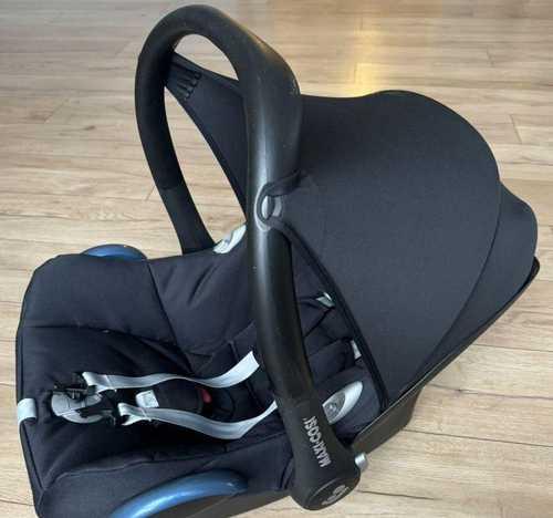 Автолюлька maxi cosi cabriofix