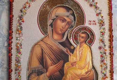 Икона Богородица Тихвинская вышитая