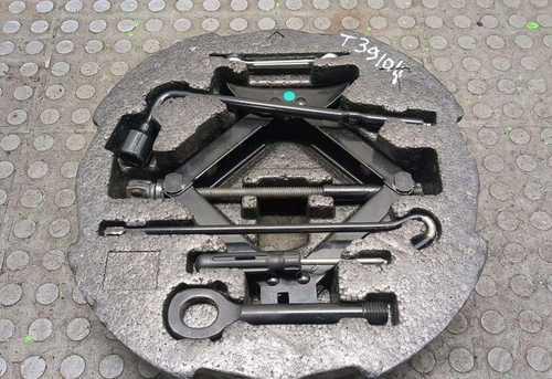 Набор инструментов штатный Hyundai Veloster 2011
