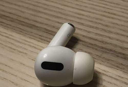 Правый наушник AirPods Pro