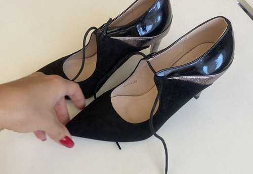 Туфли женские новые 39 размер черные