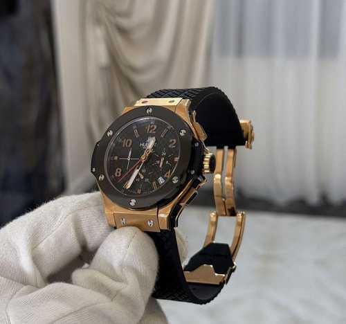 Часы hublot