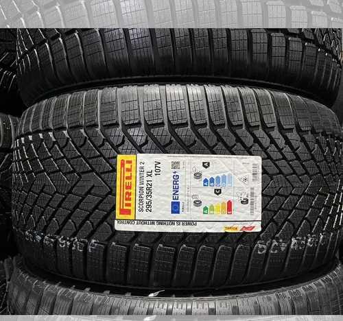 Pirelli Scorpion Winter 2 315/30 R22 и 295/35 R21 108V