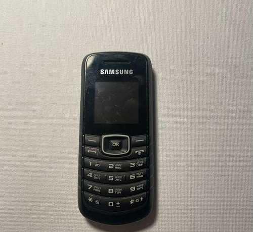 Телефон Samsung gt-e1080i