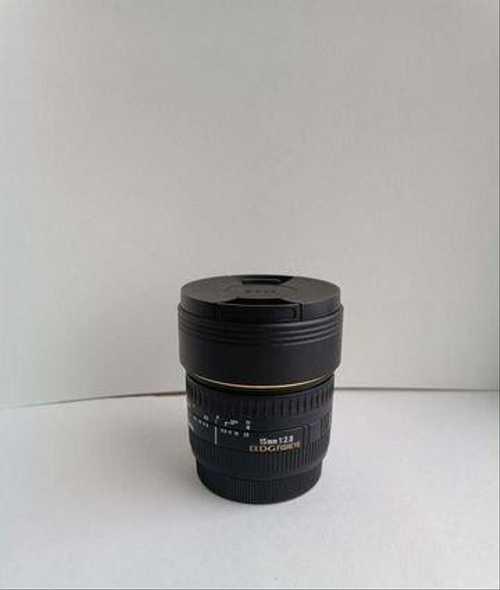 Sigma AF 15mm f/2.8 EX DG Fisheye Canon