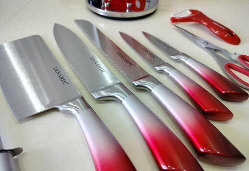 Новый набор ножей на подставке