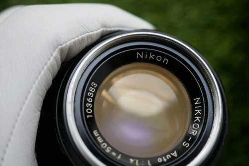 Nikon nikkor S 50mm f1,4 светлый портретный