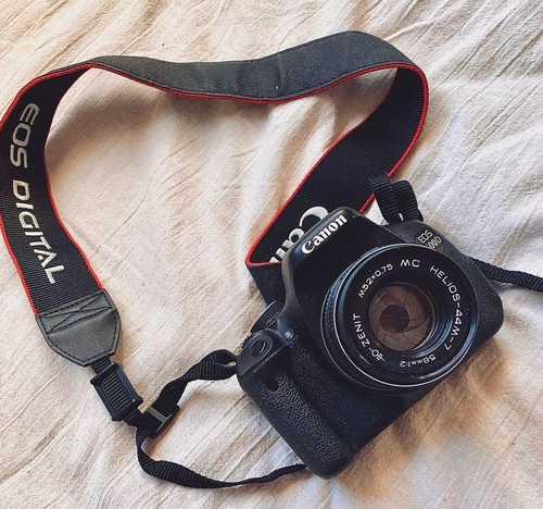 Фотоаппарат Canon 600d body