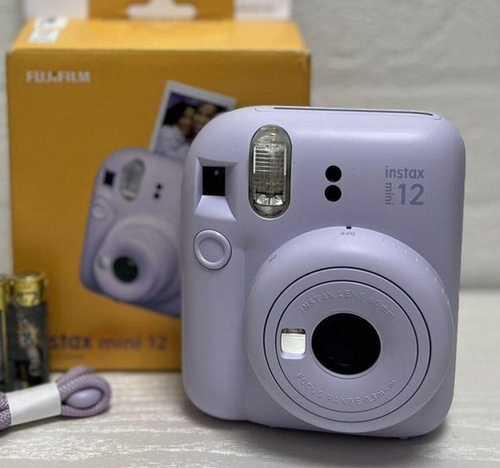 Instax Mini 12 новый