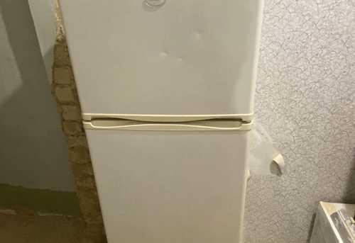 Холодильник Snaige FR-275
