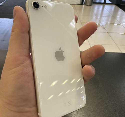 iPhone SE (2020), 64 ГБ