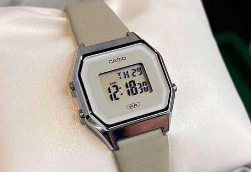 Часы женские электронные Casio La-680wel-8 Олимп