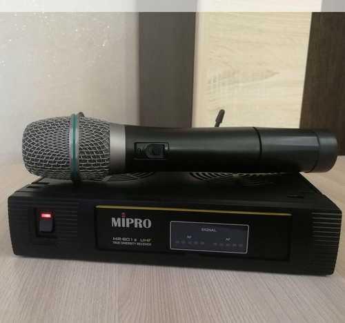 Радиомикрофон mipro MR-801a