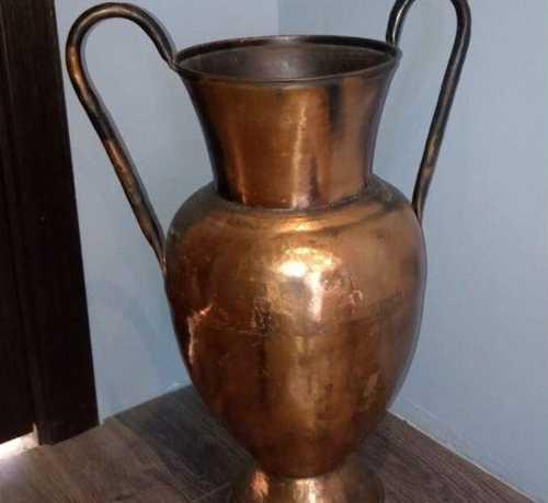 Напольная медная ваза 19 века из Италии