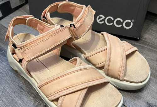 Сандалии ecco chunky