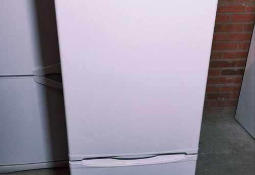 Новый холодильник Indesit, 150 см