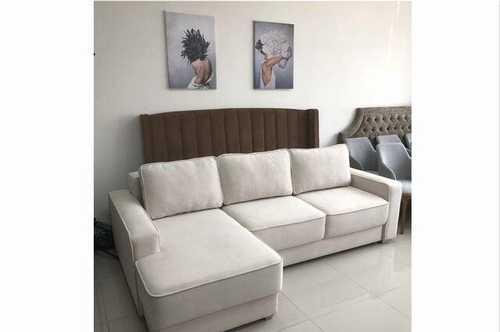 Угловой диван белый