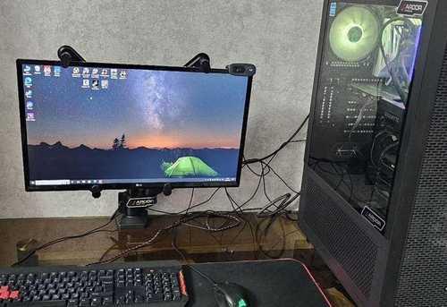 Мощный игровой компьютер с монитором